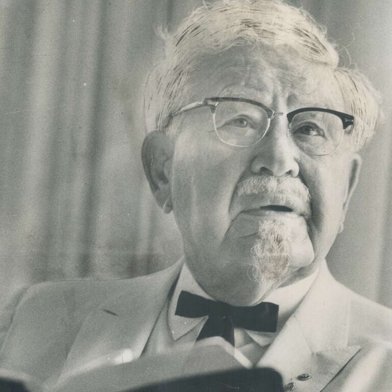 Harland Sanders, inventore di KFC, era un vero colonnello? La sua ...